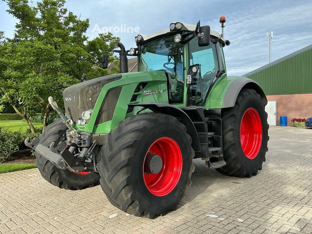 Prodaje se Fendt 822 traktor točkaš na aukciji