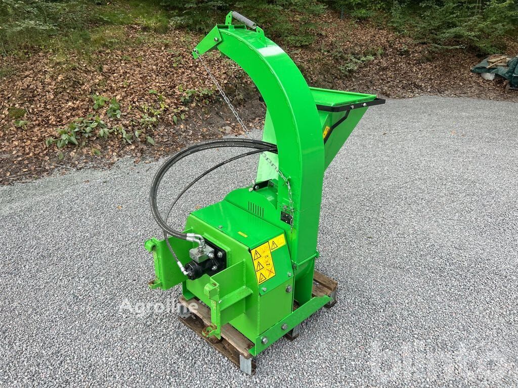 Prodaje se Farmi Forest CH10 drobilicu za drvo na aukciji