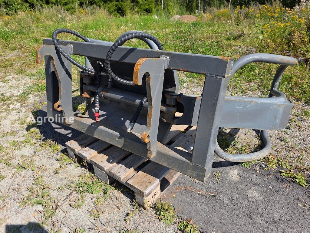 Prodaje se Rundballe gaffel hydraulisk hvataljku za bale na aukciji
