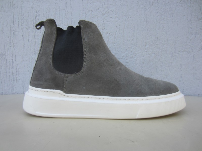 R&M muske cipele 44-KAO NOVE
