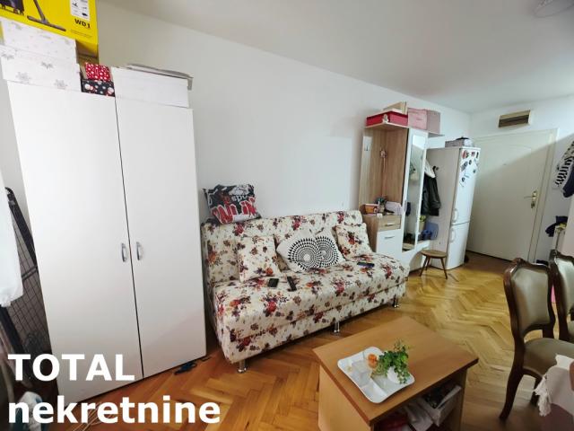 NOVI SAD - CENTAR - 23.00 m2