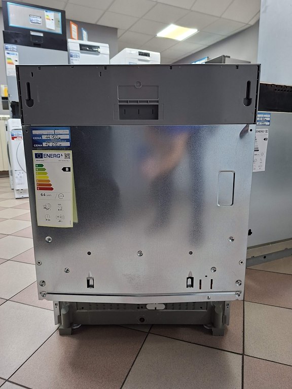 UGRADNA SUDO MAŠINA WHIRLPOOL WIO 3O540 PELG,14KOMPLETA