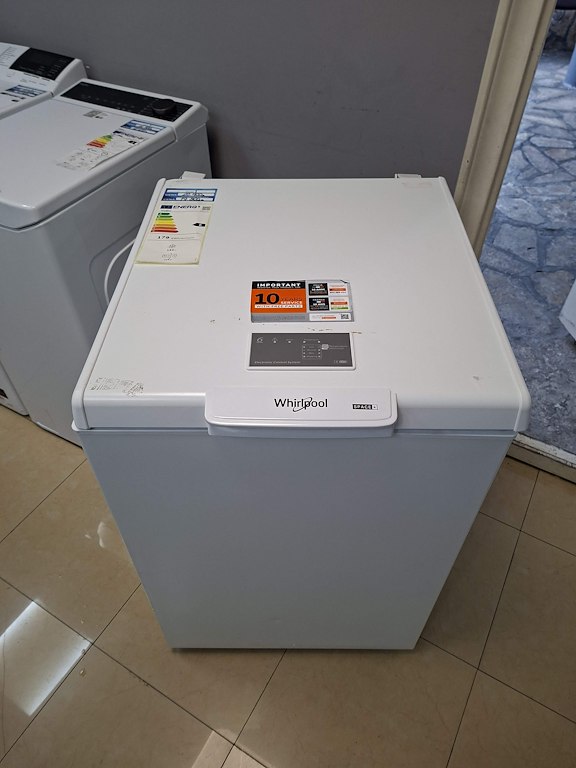 ZAMRZIVAČ SANDUČAR WHIRLPOOL WH1411 E2, 131L