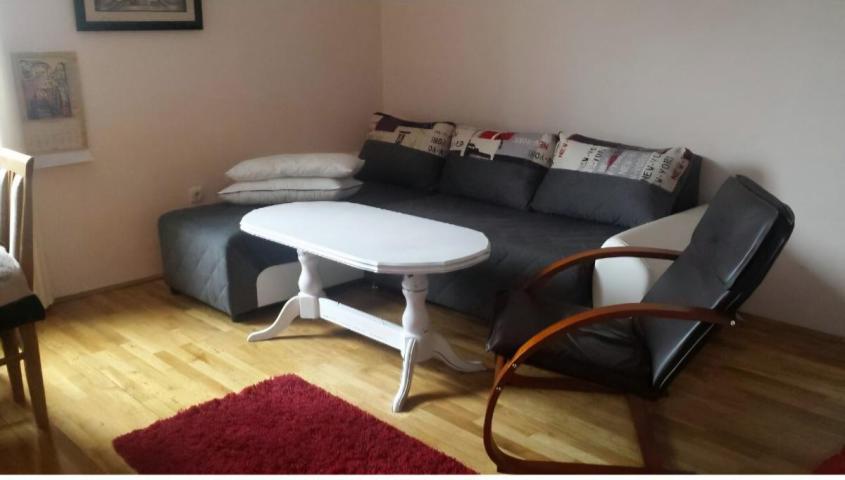 Garsonjera u prizemlju, Telep, Novi Sad, 29 m²
