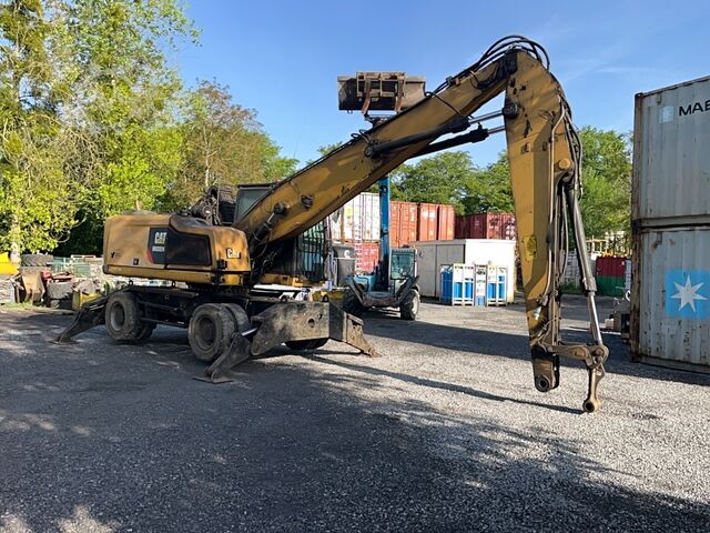 Manipulator materijala
Caterpillar MH3024