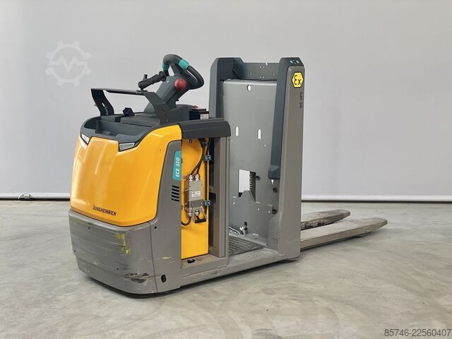 ECE 310 * DEMO * Atex EX * 3G / Z2 * NOVA baterija !!
JUNGHEINRICH ECE 310 * DEMO * Atex EX * 3G / Z2 * NEW battery !!