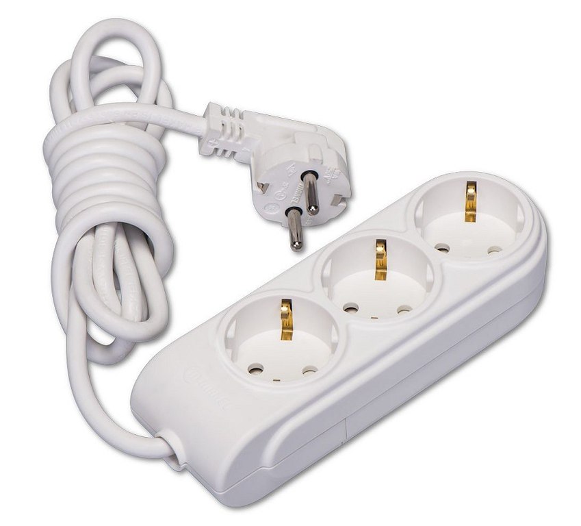 Produzni kabel 3 gnezda 5m sa drzacem