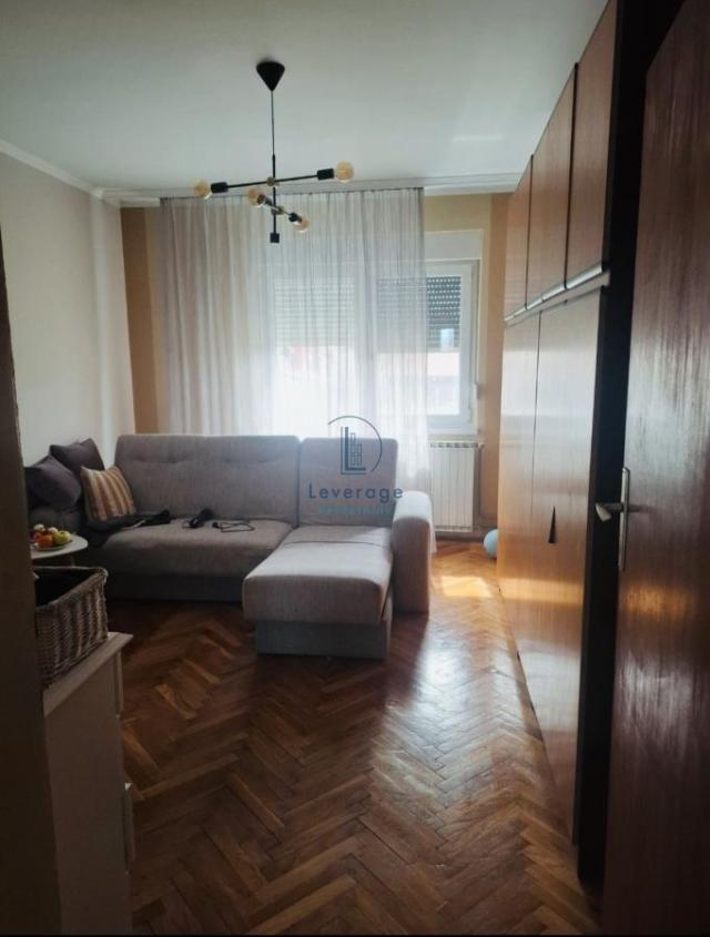 Kuća, Starčevo, Subotička, 273m2