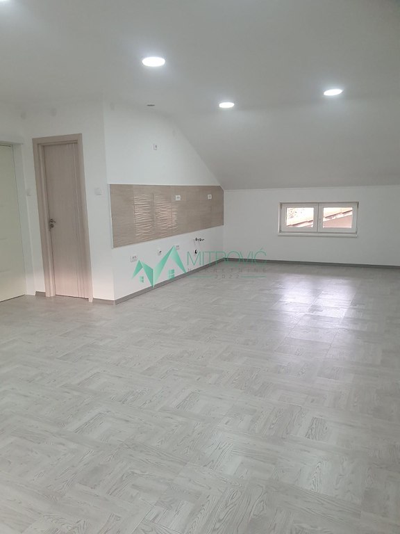 Dvoiposoban stan na prodaju, Klisa, Novi Sad, 71m², 113.300 €