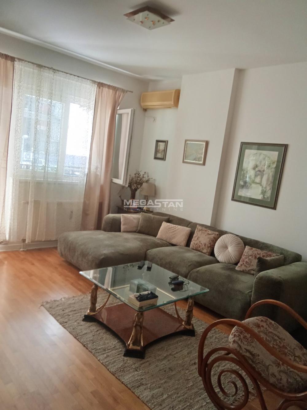 Dvoiposoban stan na prodaju, Karaburma, Beograd, 64m², 243.200 €