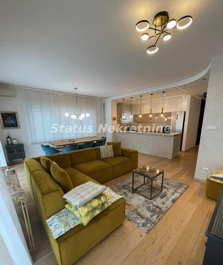 Trosoban stan za izdavanje, Liman 3, Novi Sad, 105m², 1.750 €/mes