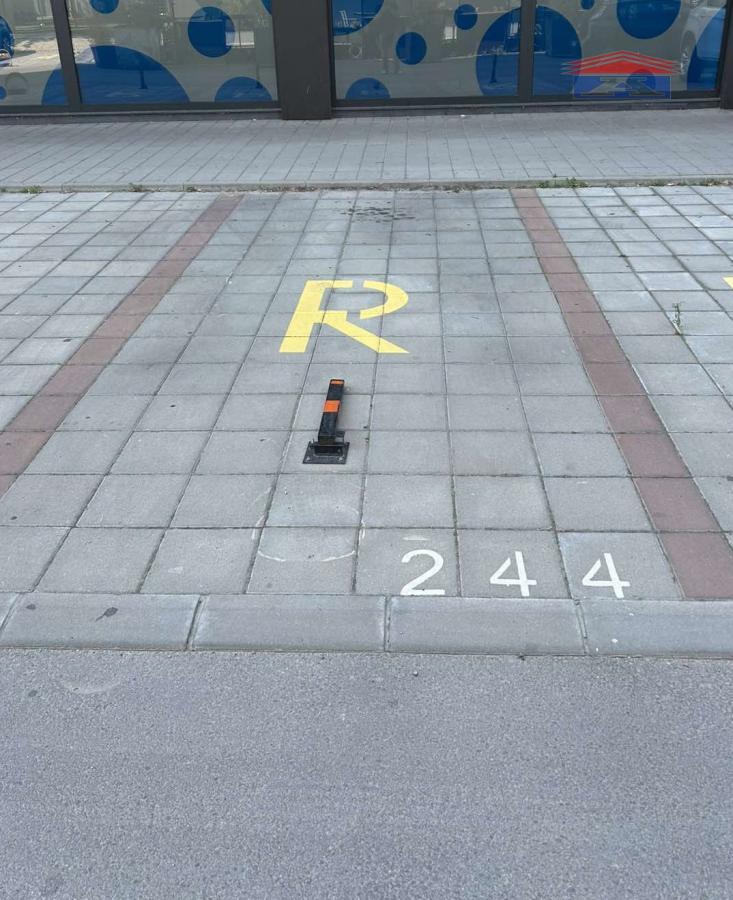 Garaža za izdavanje, Nova Detelinara, Novi Sad, 10m², 70 €/mes