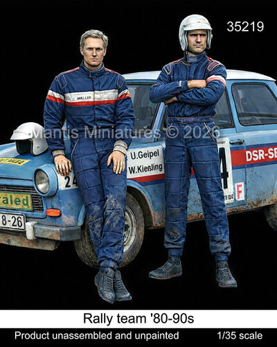 NEW! Mantis Miniatures 35219 Rally Team 1980s-1990s (2 Figures)