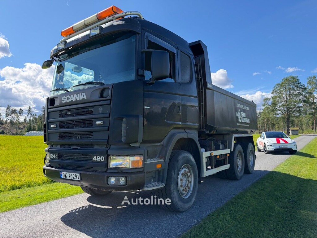 Prodaje se Scania 124 c kiper na aukciji