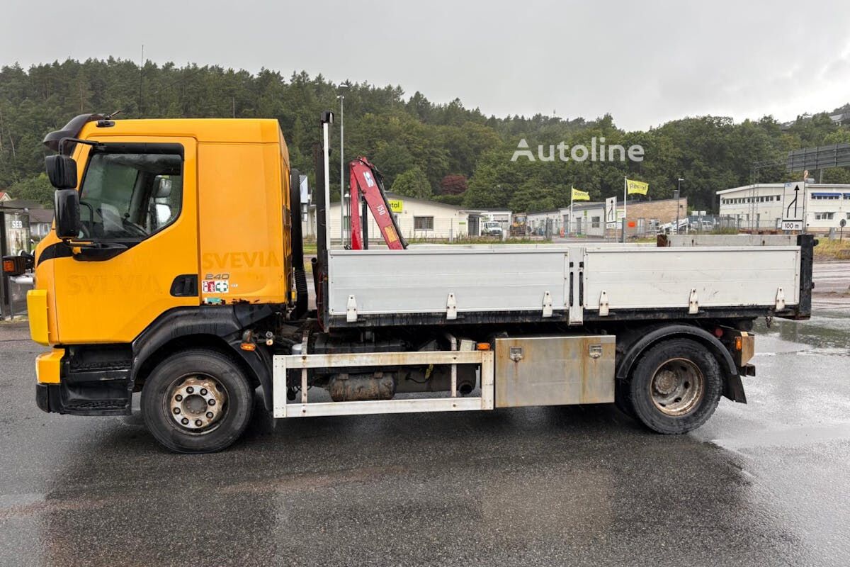 Prodaje se Volvo FL240 kamion s ravnom platformom na aukciji