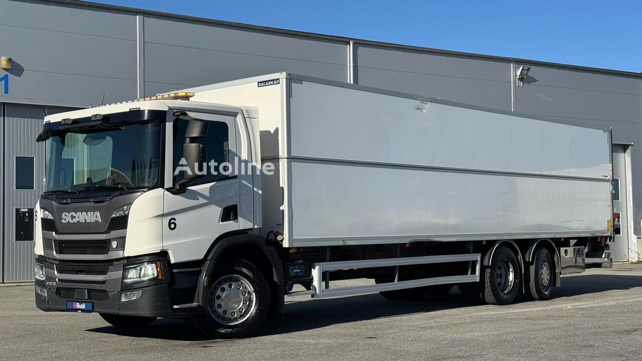 Prodaje se Scania P370 12.7 kamion hladnjače na aukciji