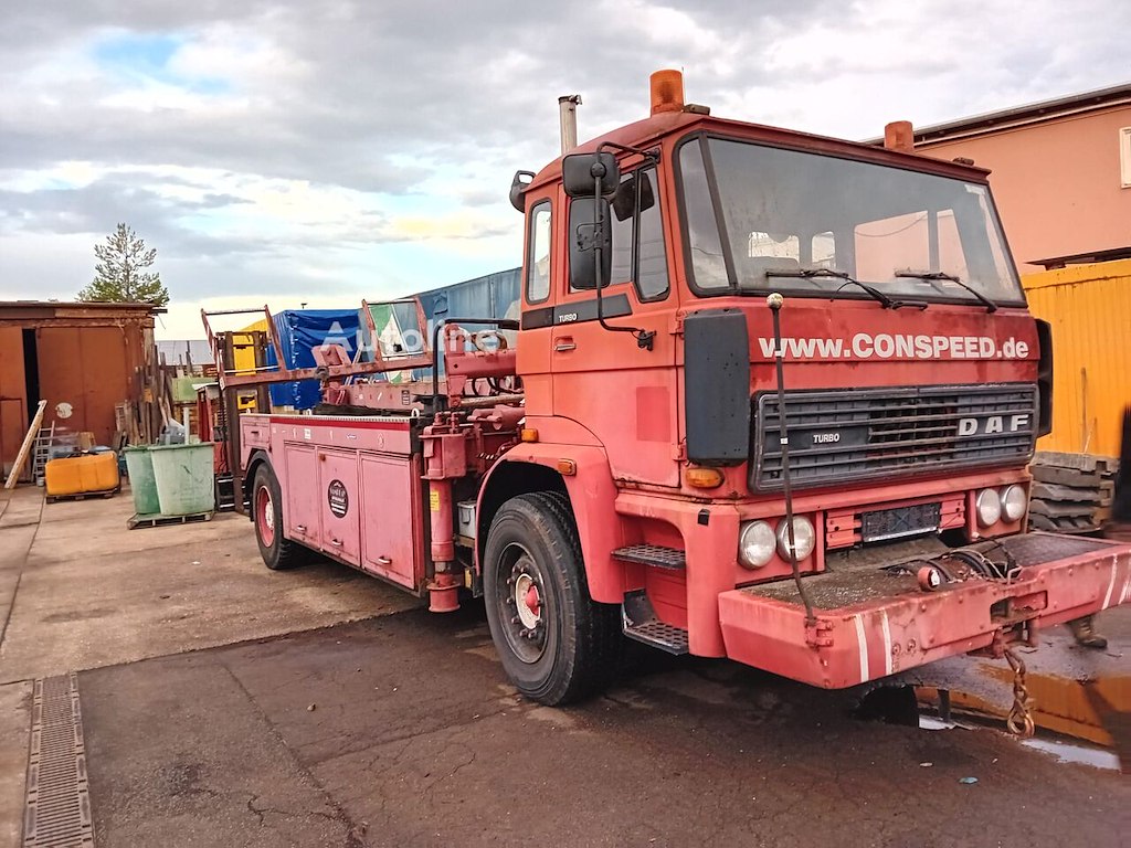 DAF 2300 šlep auto