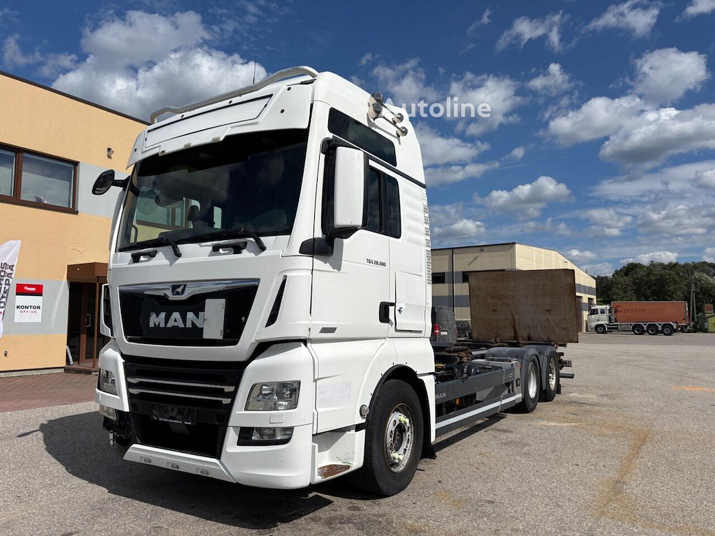 MAN TGX 28.580 6x2 EURO6 + RETARDER + ENGINE DEFECT + NOT DRIVABLE vozilo za prevoz kontejnera