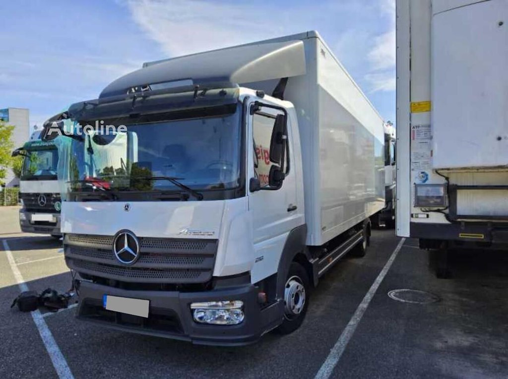 Mercedes-Benz ATEGO 818 izotermni kamion
