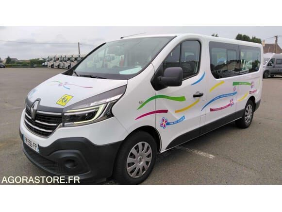Prodaje se Renault TRAFIC putnički minibus na aukciji