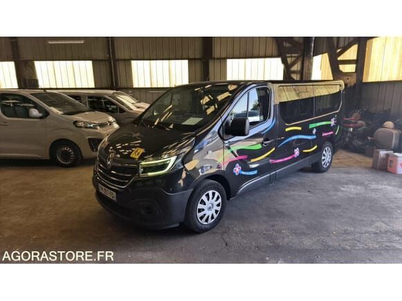 Prodaje se Renault TRAFIC putnički minibus na aukciji