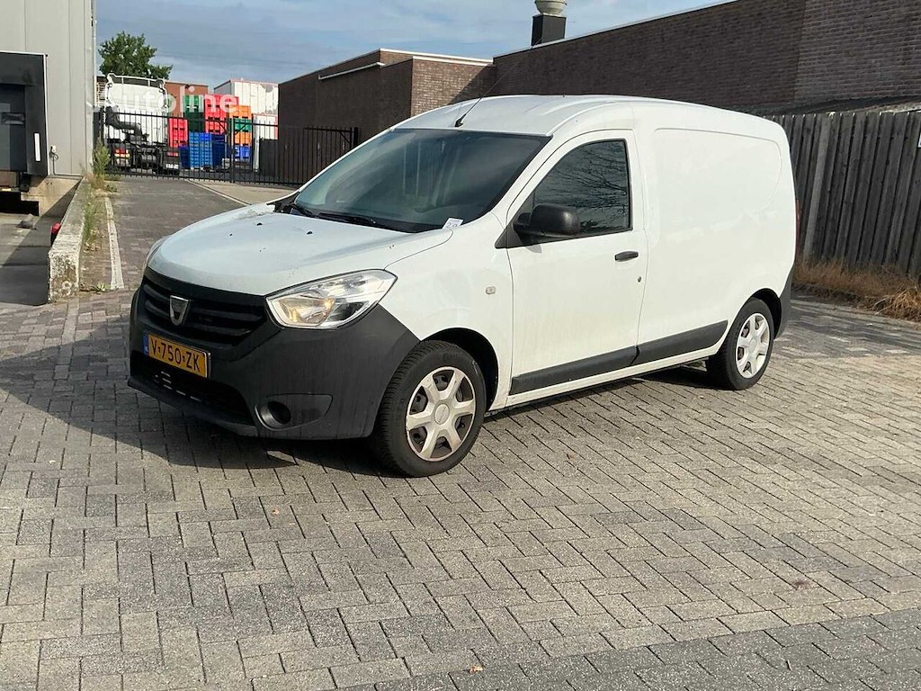 Prodaje se Dacia Dokker laki furgon na aukciji