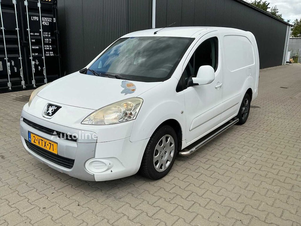 Prodaje se Peugeot Partner laki furgon na aukciji