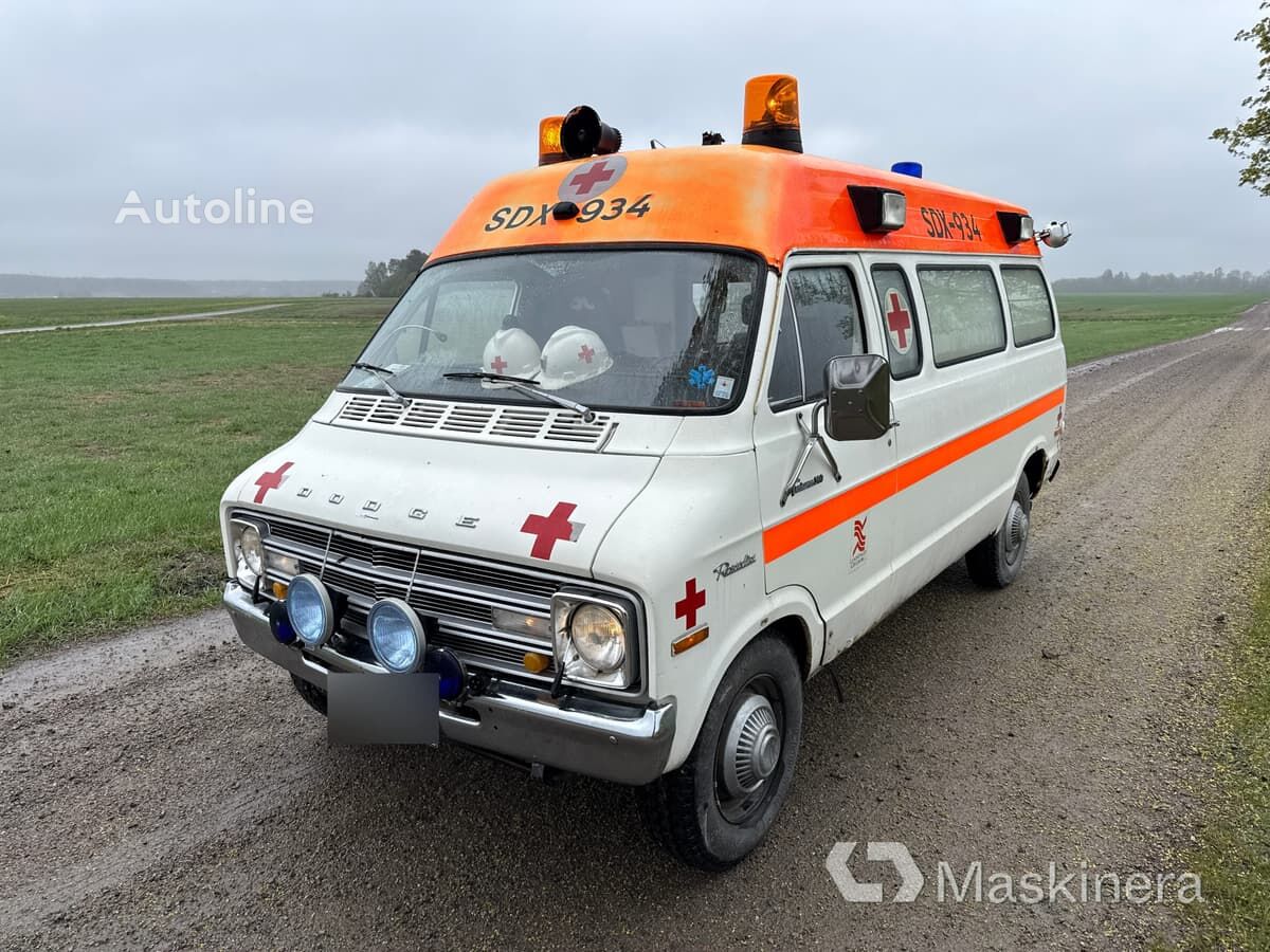 Prodaje se Dodge B300 Tradesman 5.2 V8 vozilo hitne pomoći na aukciji