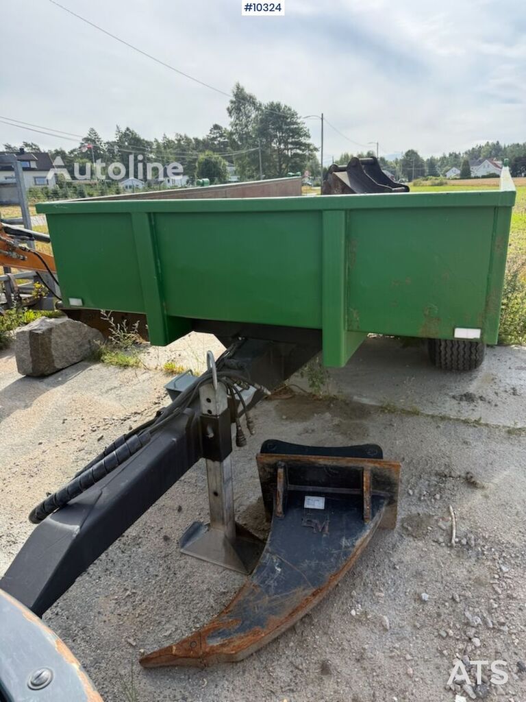 Palmse Trailer D 800 prikolica kiper