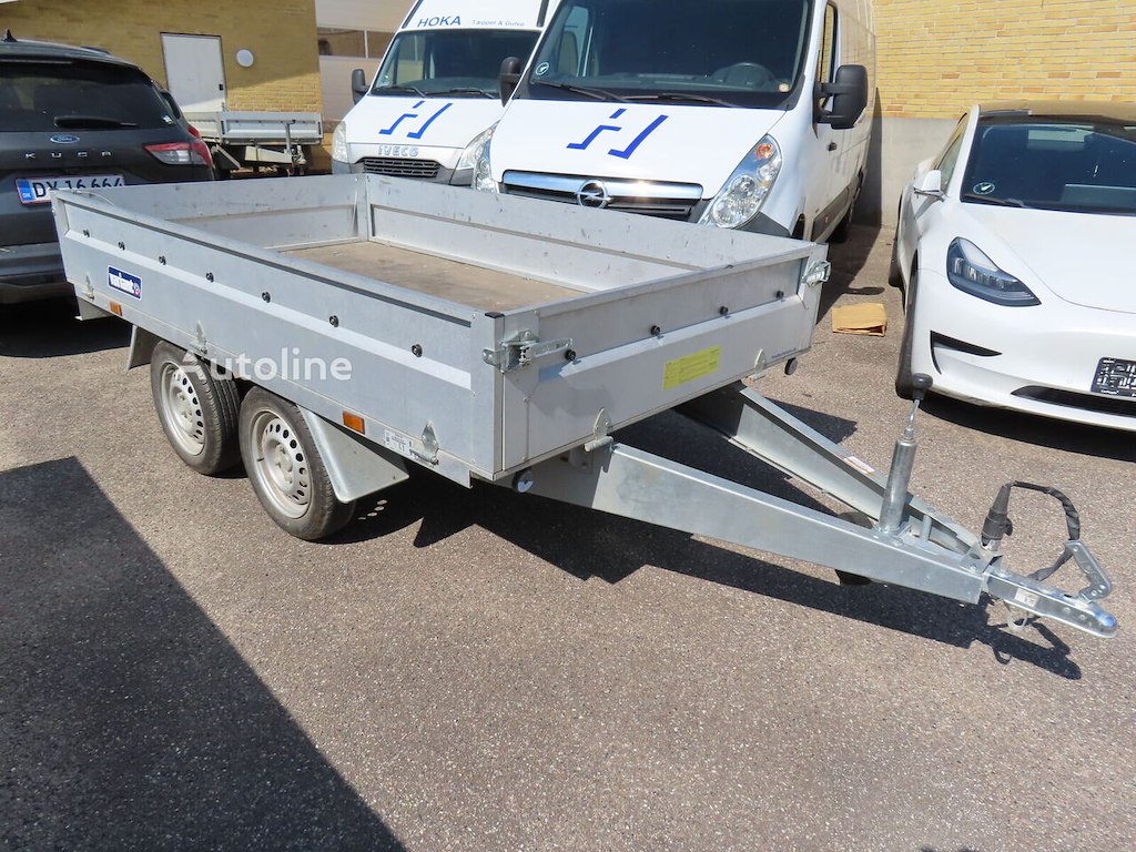 Prodaje se A9486 L17 - Trailer VARIANT 756AS-2023, 750kg (FM8069) prikolicu sa ravnom platformom na aukciji