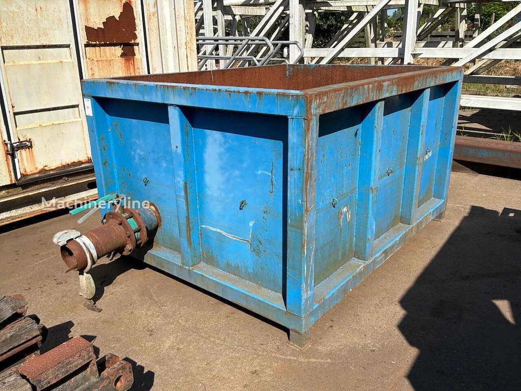 Prodaje se Water reservoir rezervoar za vodu na aukciji