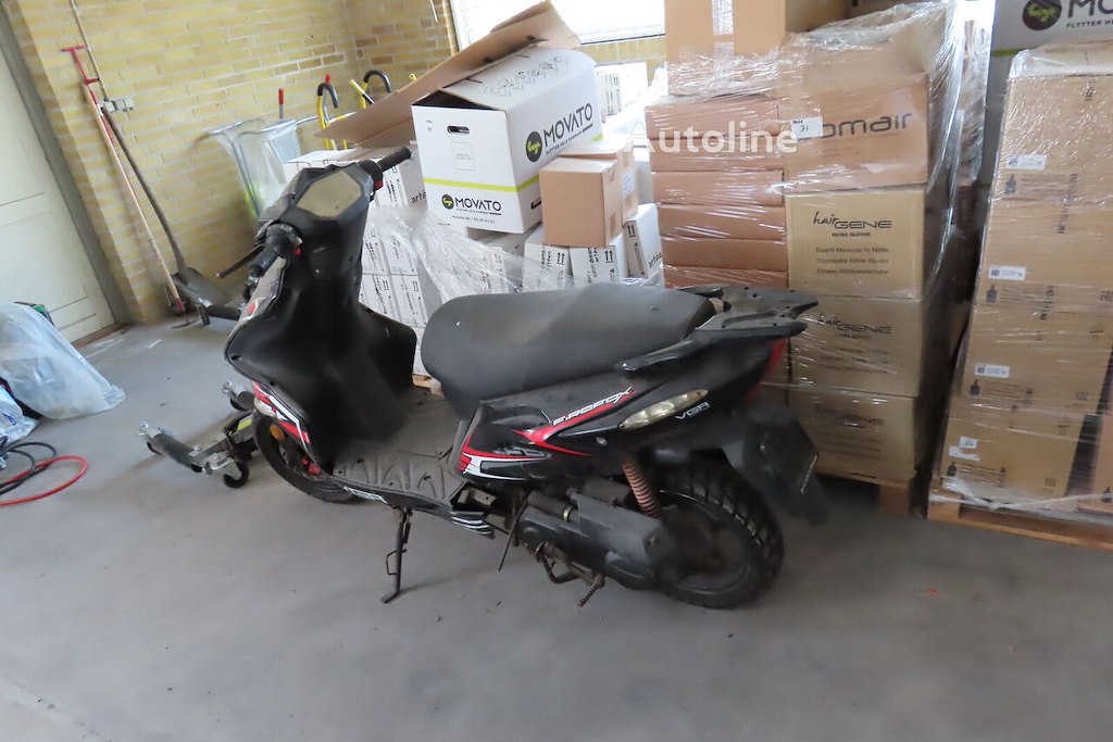 Prodaje se A9486 L9 - Scooter VGA skuter na aukciji