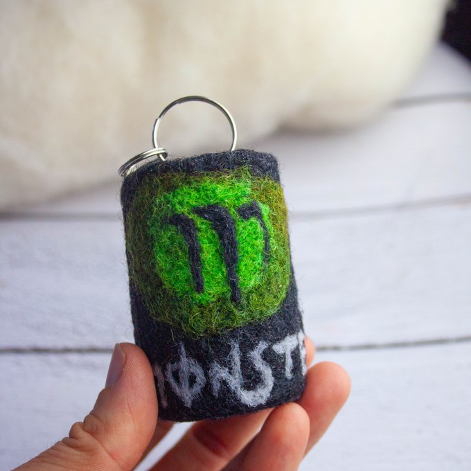 Mini monster od prirodne vune
