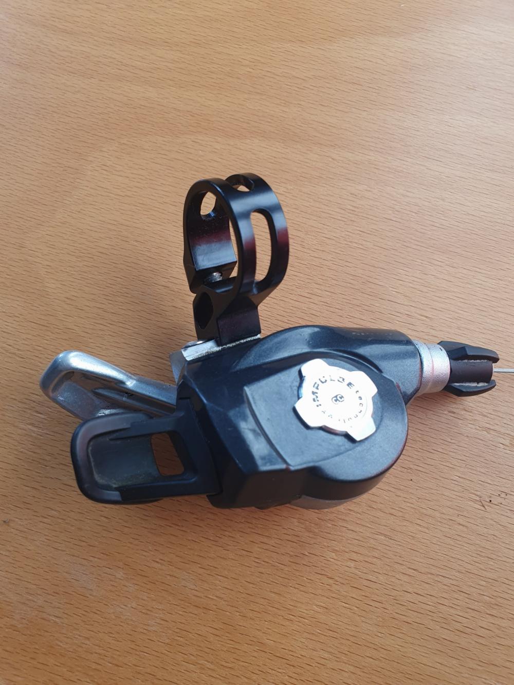 Sram x9 desni triger