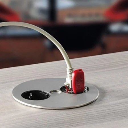 Bachmann TWIST Ugradna utičnica 1xšuko+1 dupli USB punjač 5V/3,1A,ce ( 931.031 )