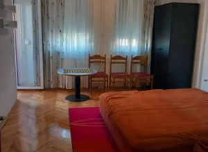 Izdavanje Stan - Novi Sad