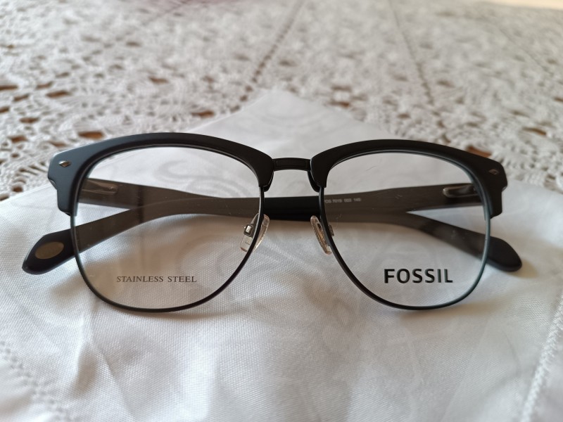 NOVO ...Fossil orig. muski dioptrijski okviri