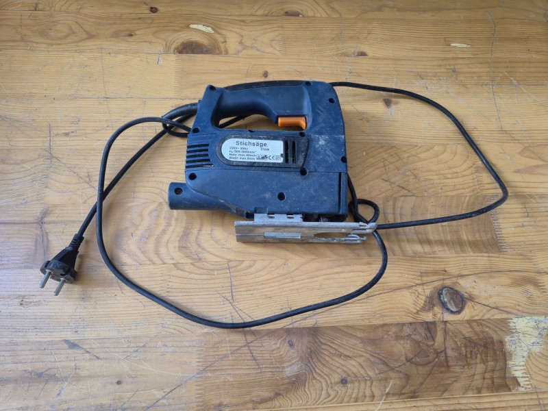 elektricna ubodna testera