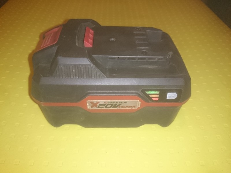 Baterija Parkside X20 4 Ah PAP 20V B3