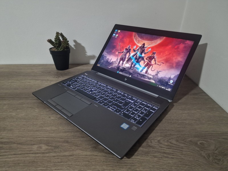 HP ZBook 15 G6 - i7-9750H - 32GB - 512m.2- Quadro 4GB