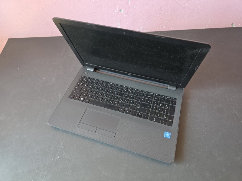 HP 250 G6 - Celeron N3060