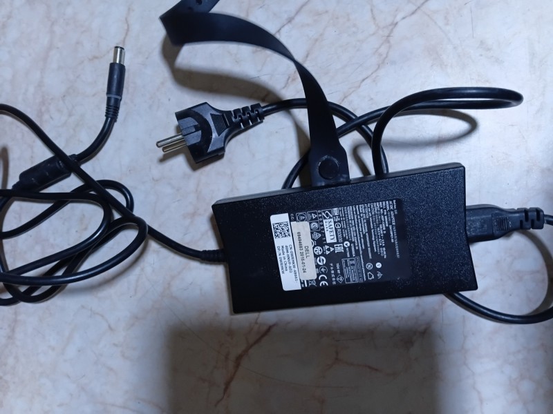 Dell 19.5v6.7a 130W
