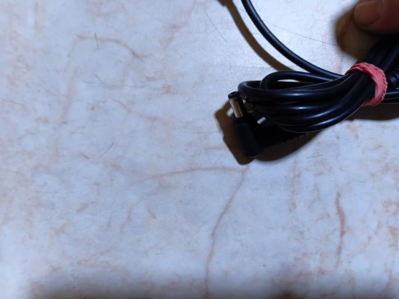 Delta Electronics 19v3.95a ADP 75SB BB