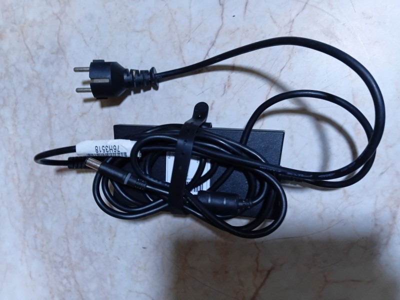Dell 19.5v6.7a 130W