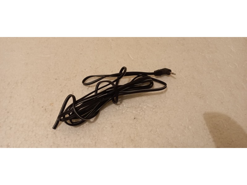 Audio kabl 1,8 metra