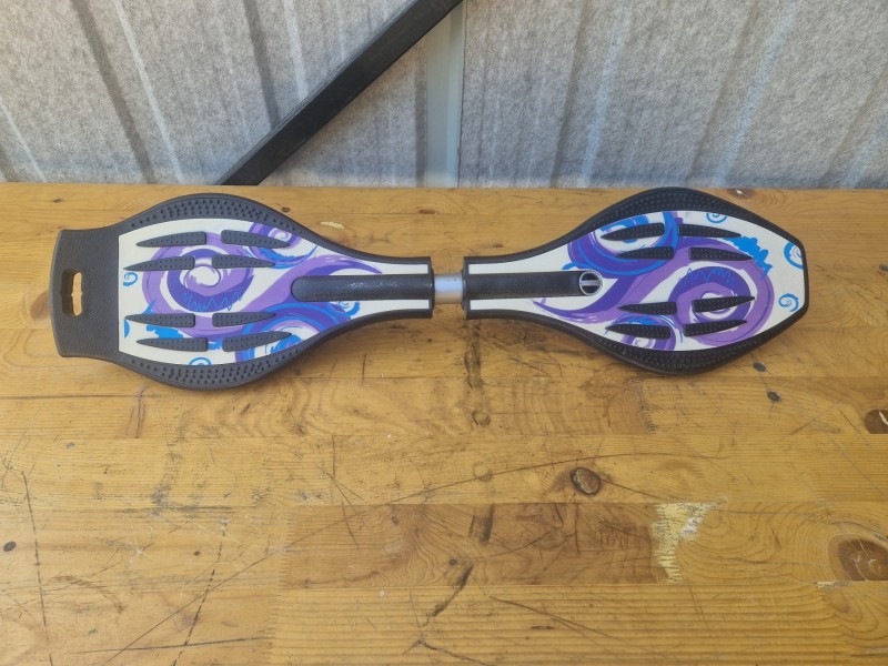 caster board