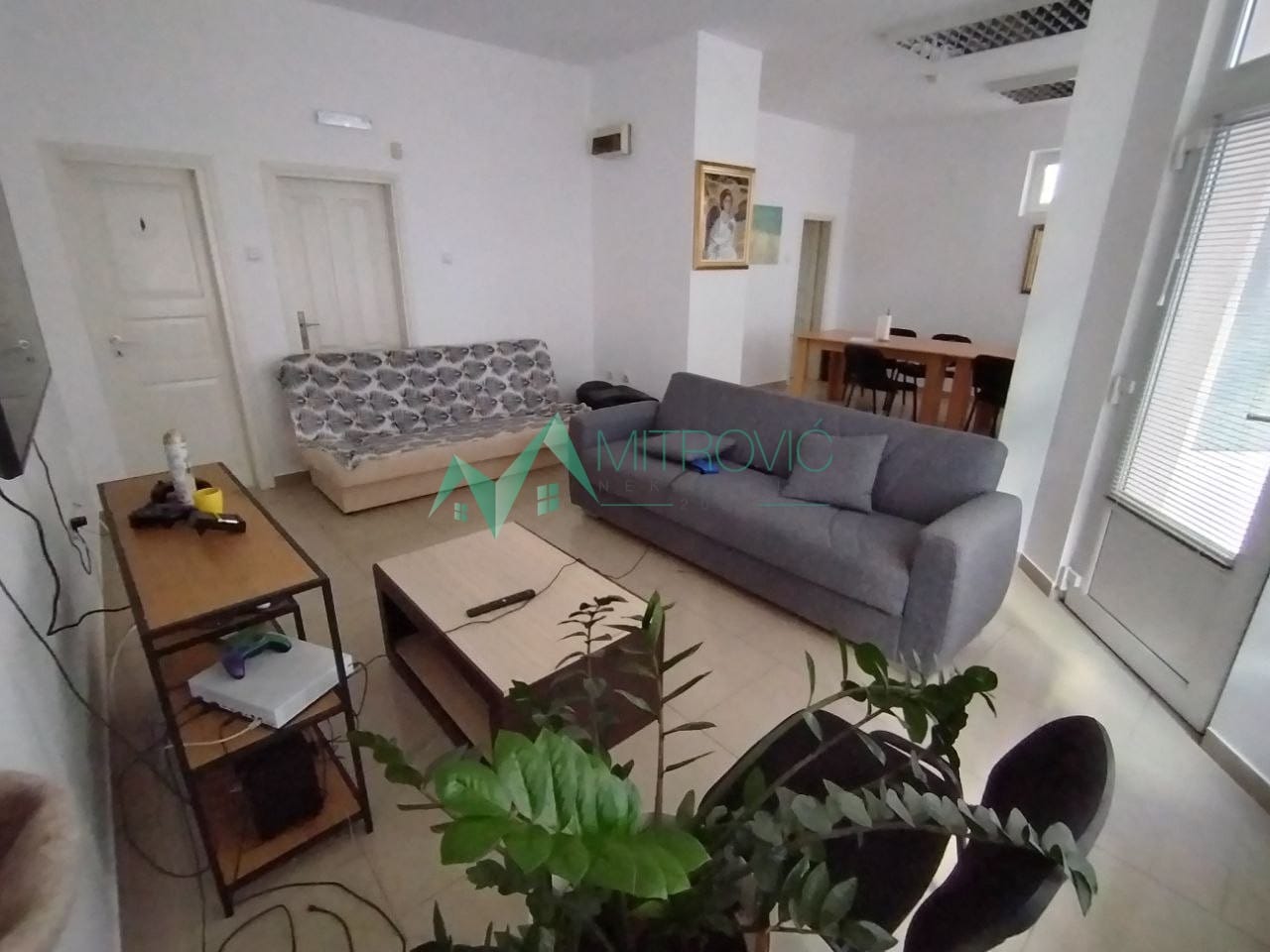 Lokal za izdavanje, Grbavica, Novi Sad, 46m², 500 €/mes