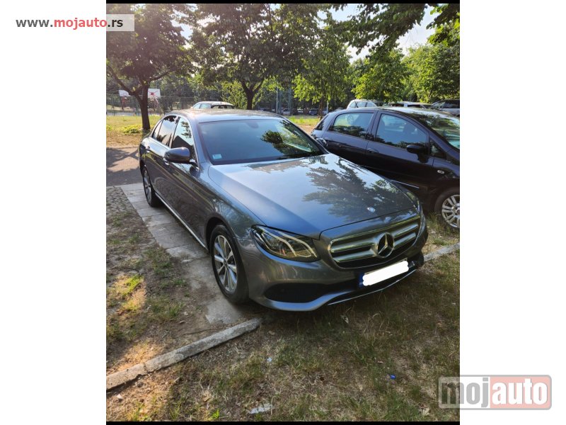 Mercedes E 220