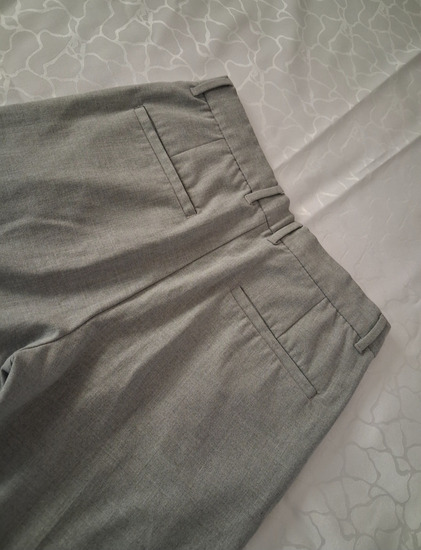 Sive pantolone -Bershka