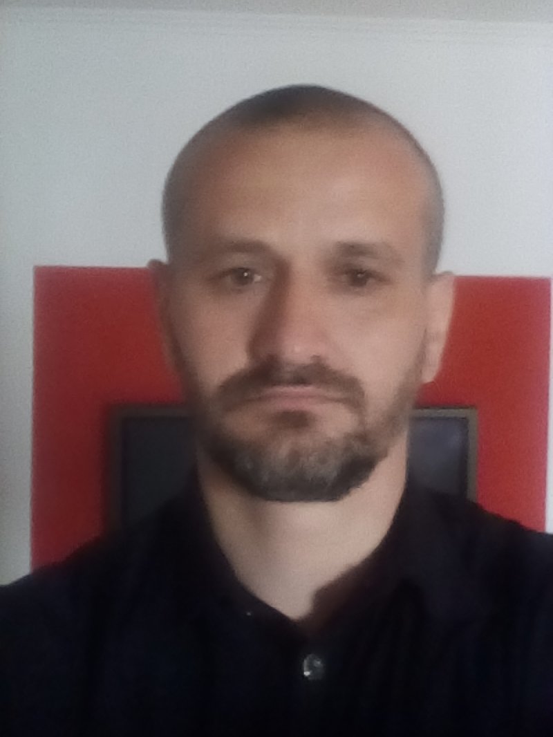 Trazim Zenu za Upoznavanje Vezu pa moguce i Brak